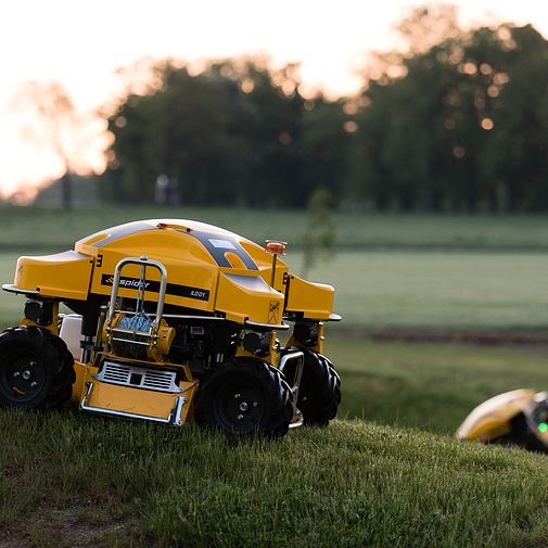 Spider ILD01 fjernstyret græsklipper - Nellemann Machinery